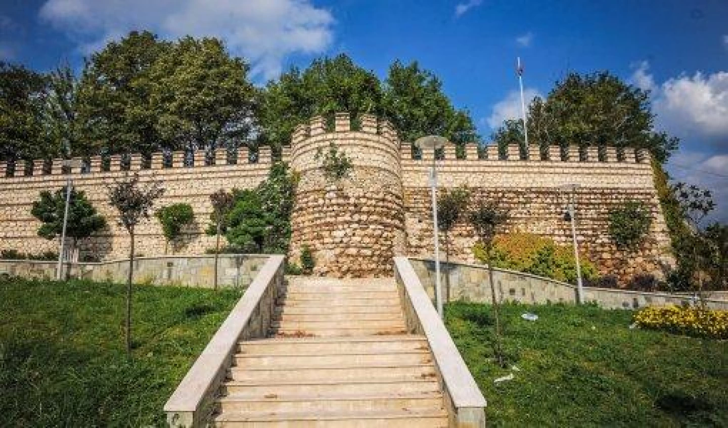 Kestel Kalesi: Tarihi ve Kültürel Önemi » Yerel Bursa